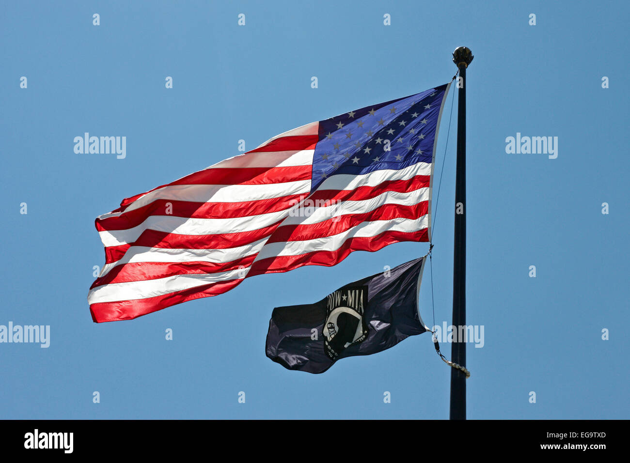 US and POW/MIA flags at the National World War II memorial, National ...