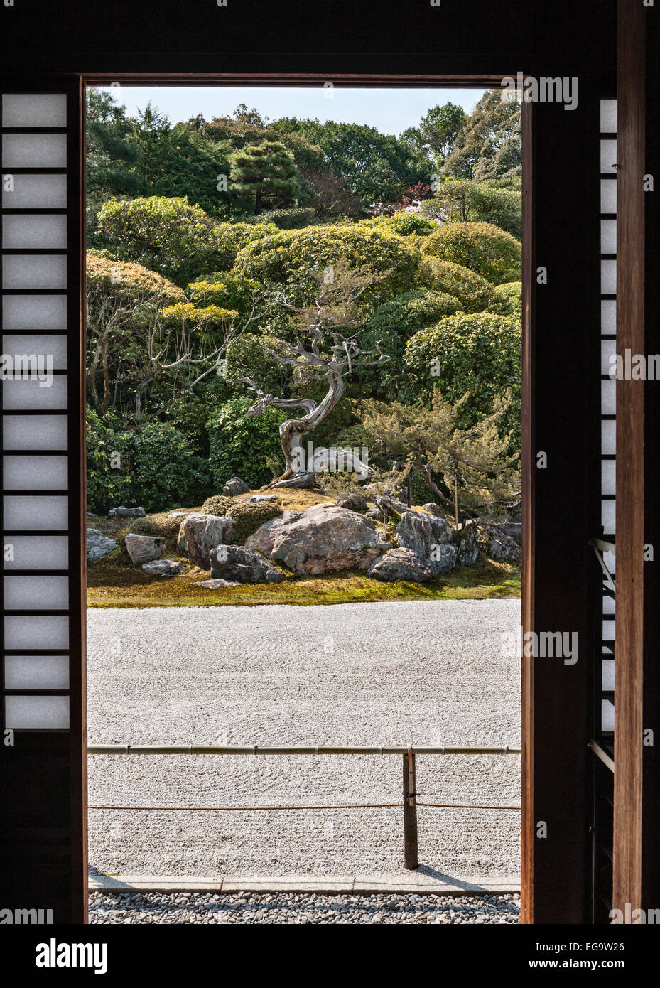 Konchi-in zen temple, Kyoto, Japan. A view of the kare-sansui (dry ...