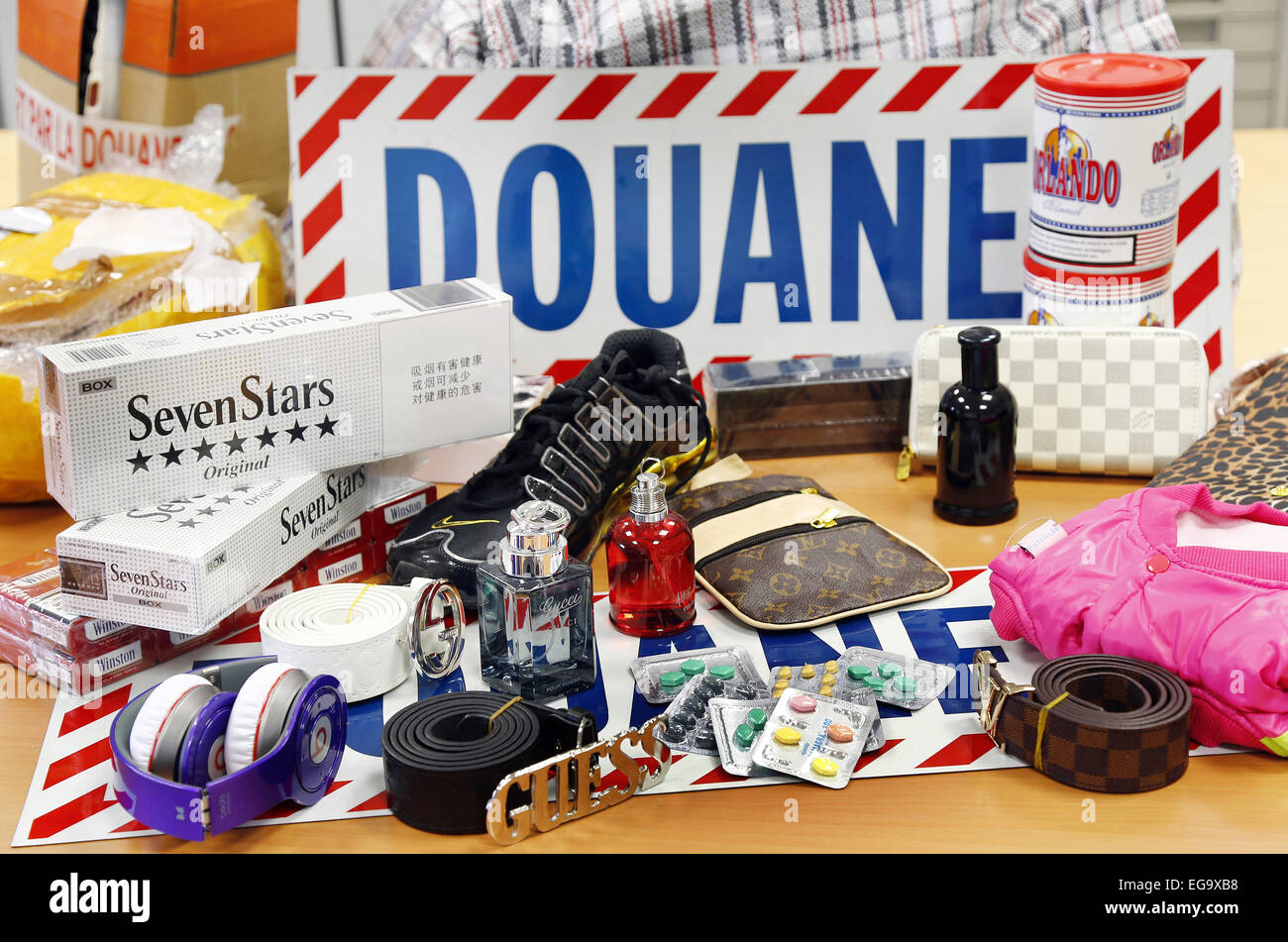 France, 2013: customs, seizure Stock Photo - Alamy