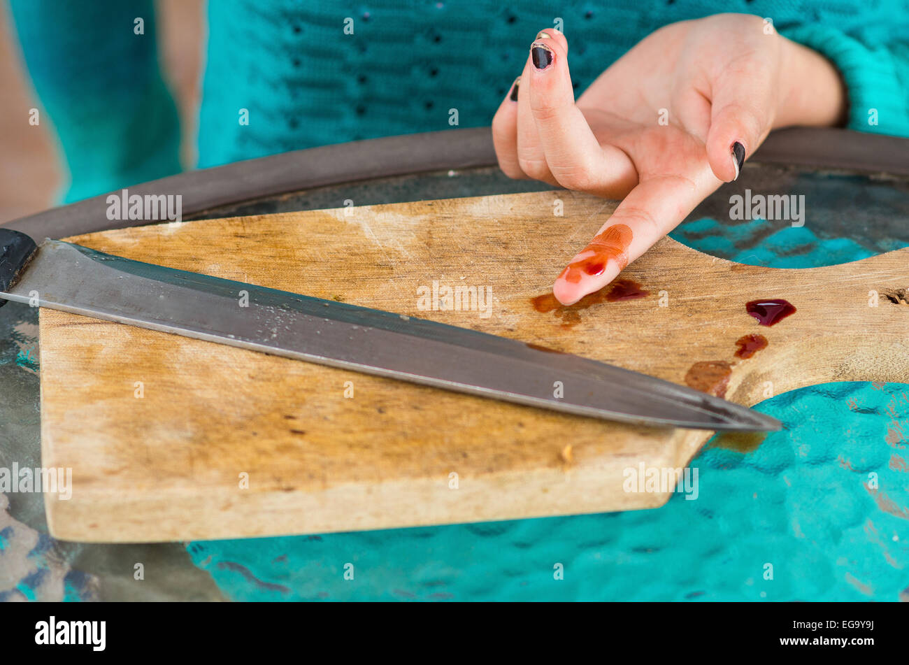Scar from knife wound hi-res stock photography and images - Alamy