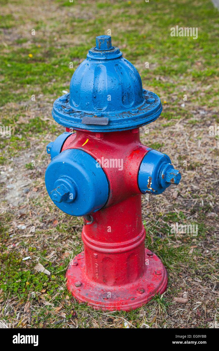 Fire hydrant water blue hi-res stock photography and images - Alamy