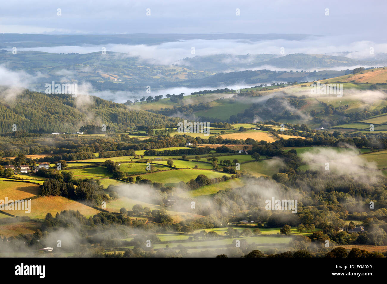 Misty wales hi-res stock photography and images - Alamy