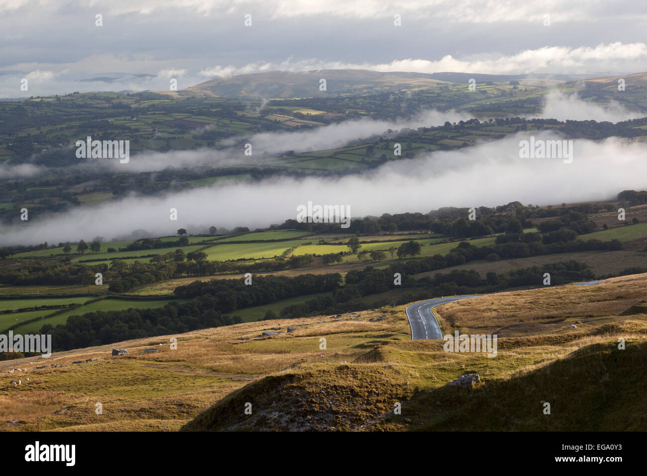 Misty welsh landscape hi-res stock photography and images - Alamy