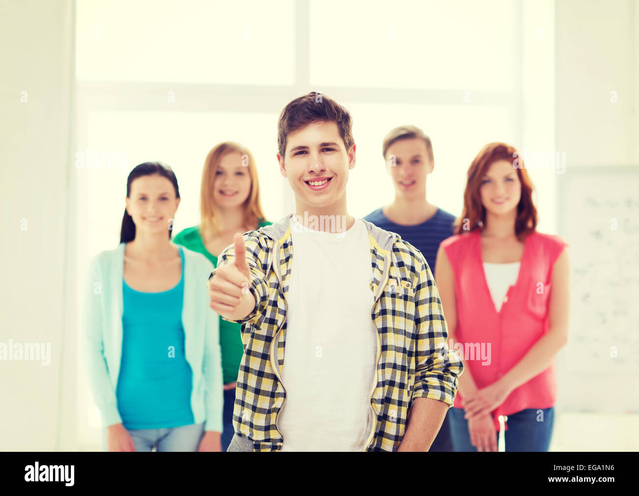 Students thumbs up class hi-res stock photography and images - Alamy