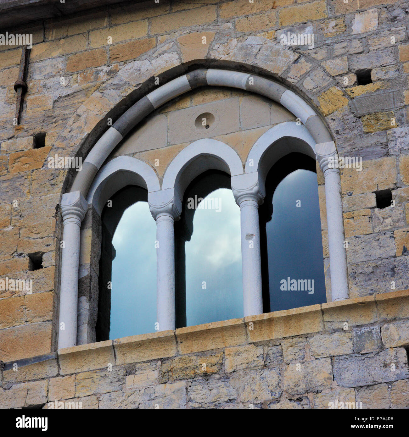 Light up window hi-res stock photography and images - Alamy