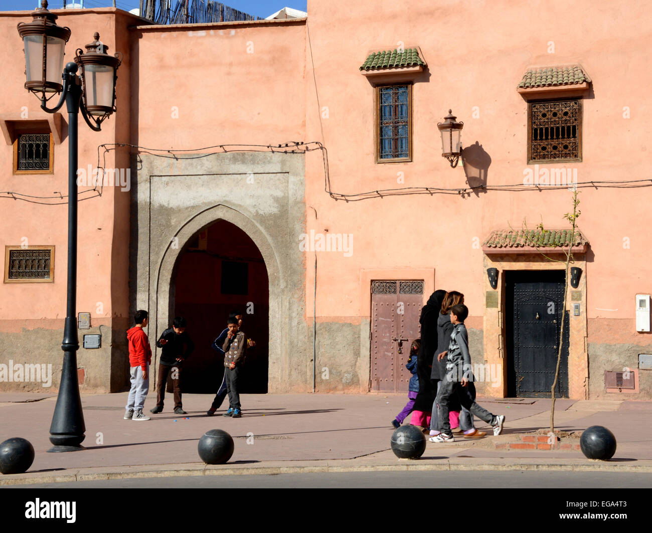 Typical Marrakech buildings close to the Kasbah mosque, Marrakesh ...