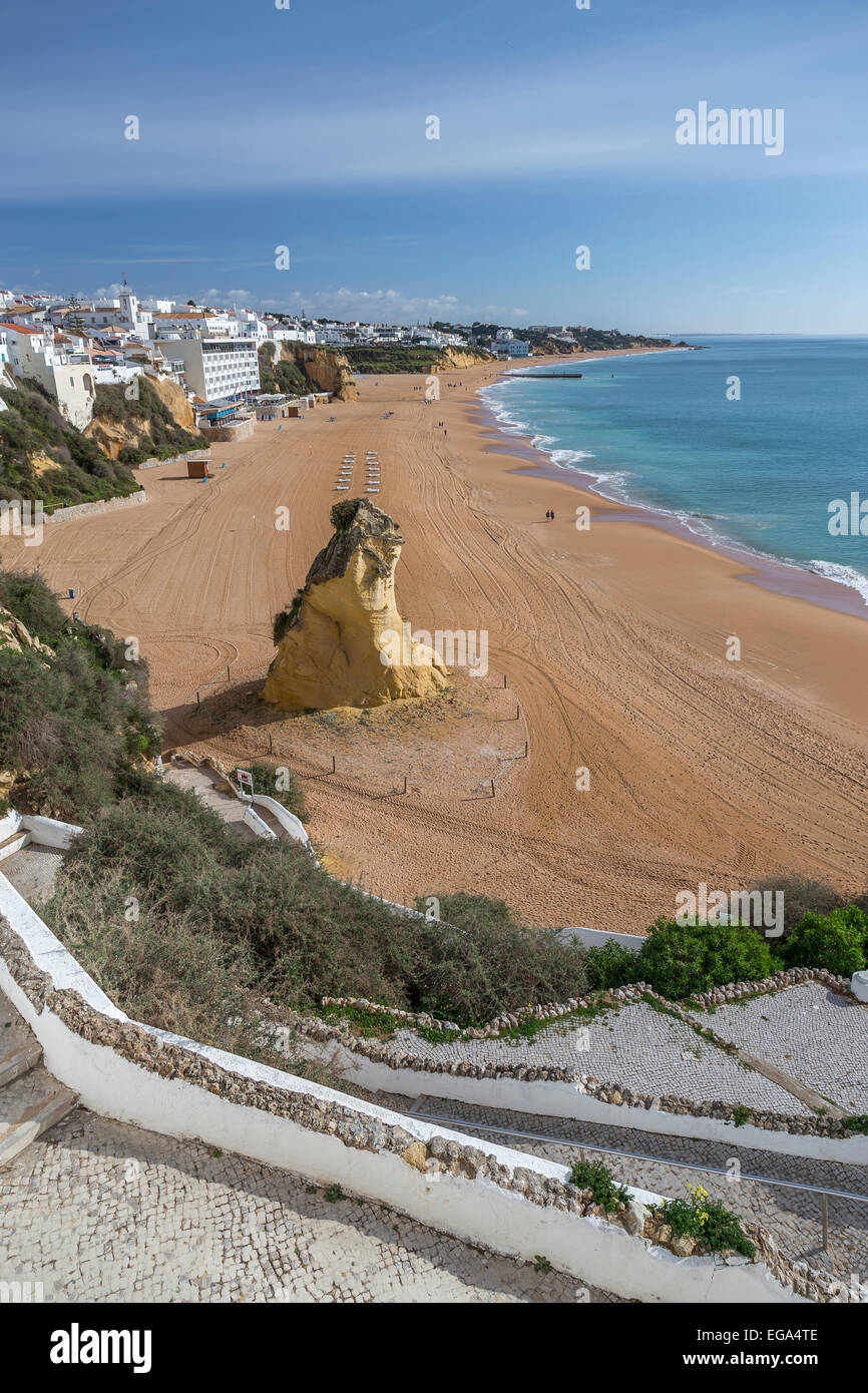 Portugal Algarve Albuferia beach view from promenade Stock Photo - Alamy