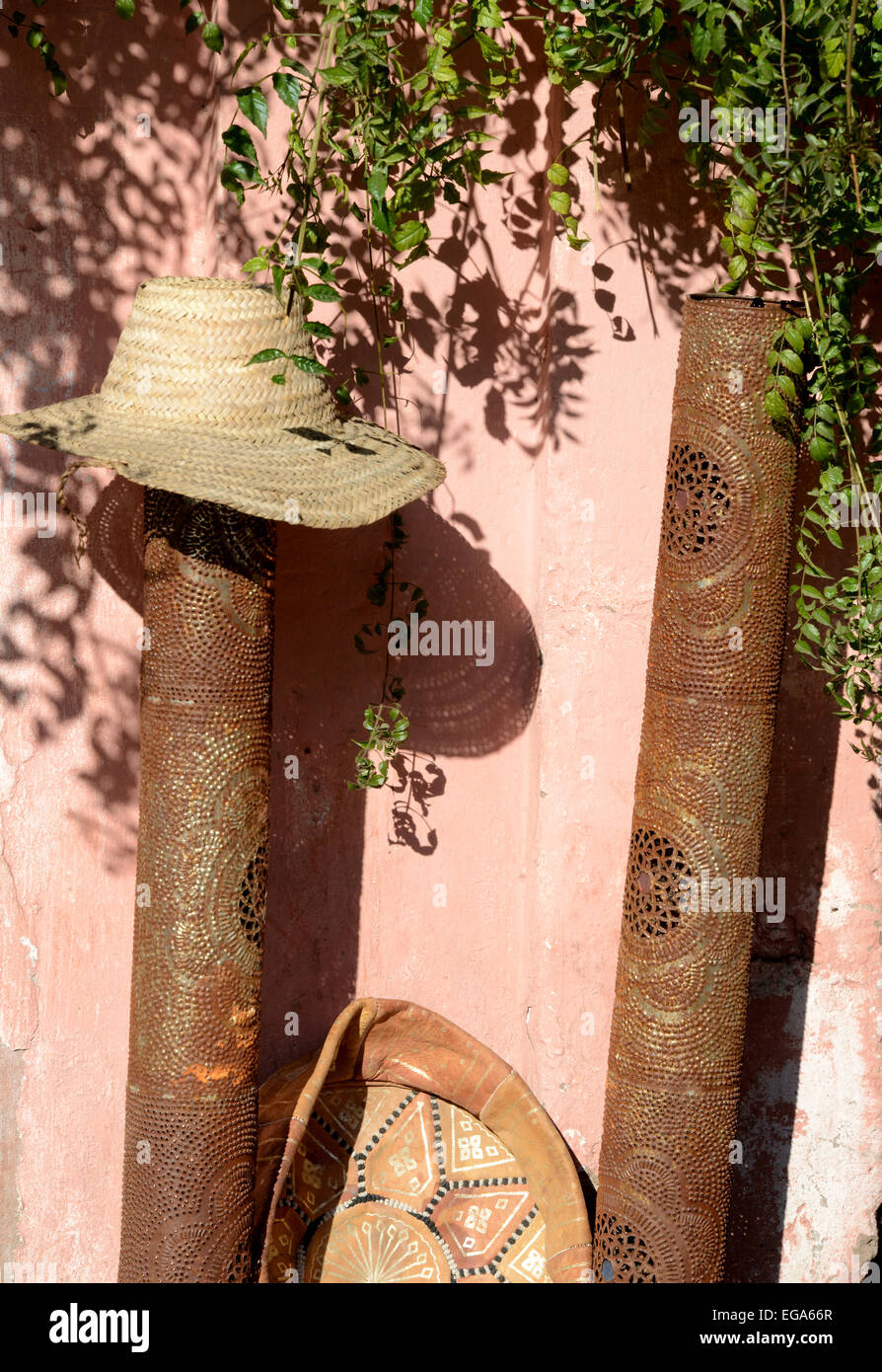 Miscellaneous goods hi-res stock photography and images - Alamy