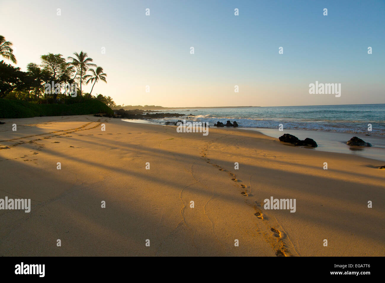 Makena beach hi-res stock photography and images - Alamy