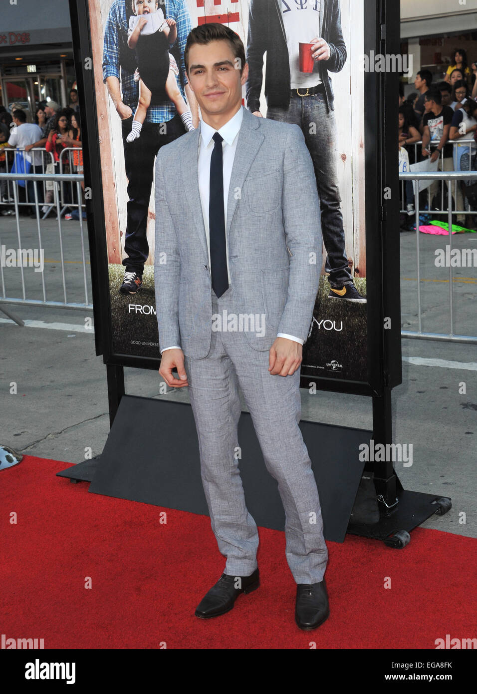Dave franco neighbors 2014 hi-res stock photography and images - Alamy