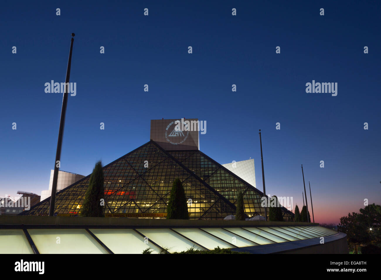 Rock and roll hall of fame hi-res stock photography and images - Alamy