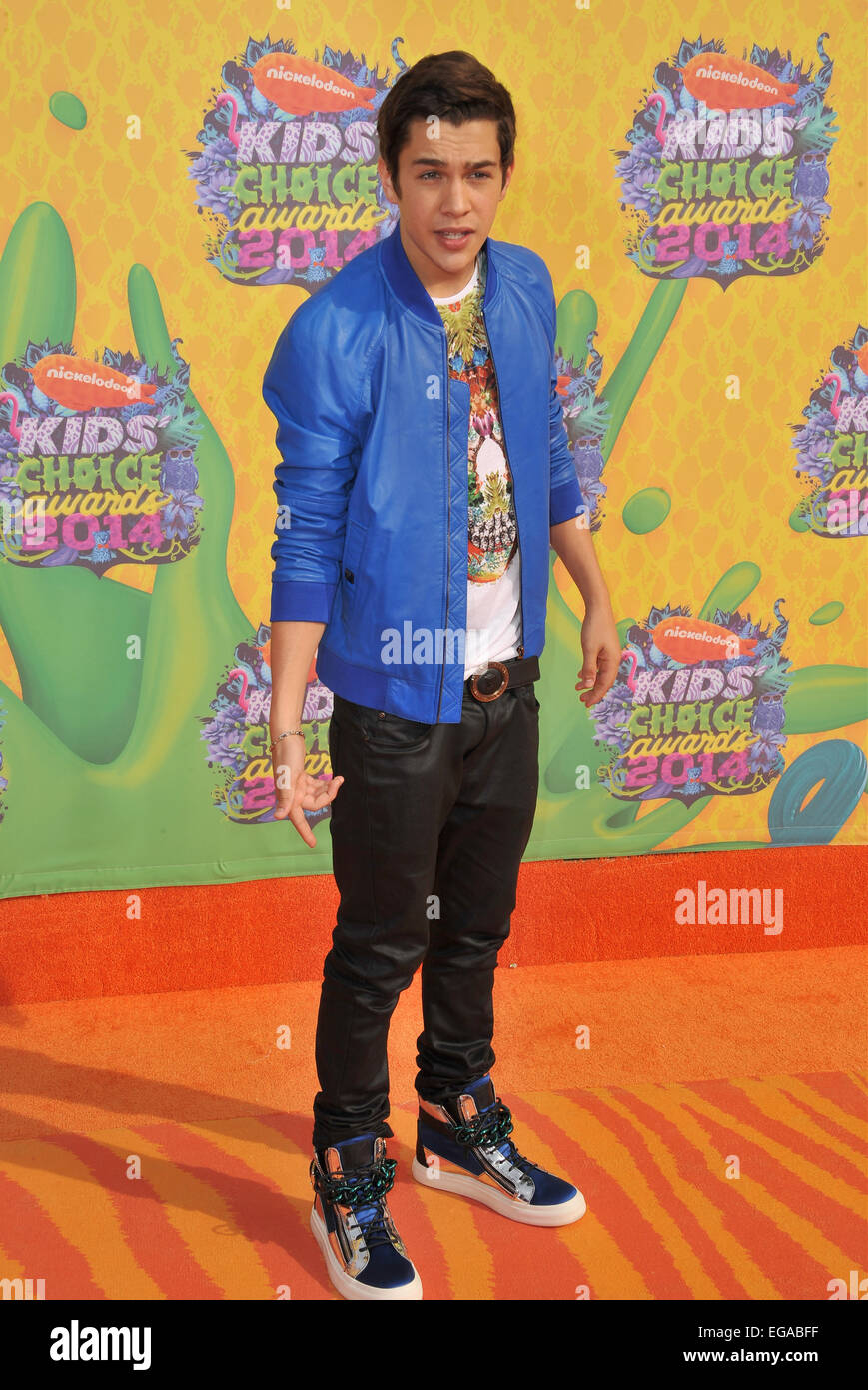 LOS ANGELES, CA - MARCH 29, 2014: Austin Mahone at Nickelodeon's 27th ...