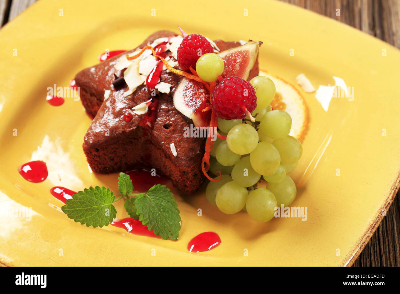 Star shape fruit hi-res stock photography and images - Alamy