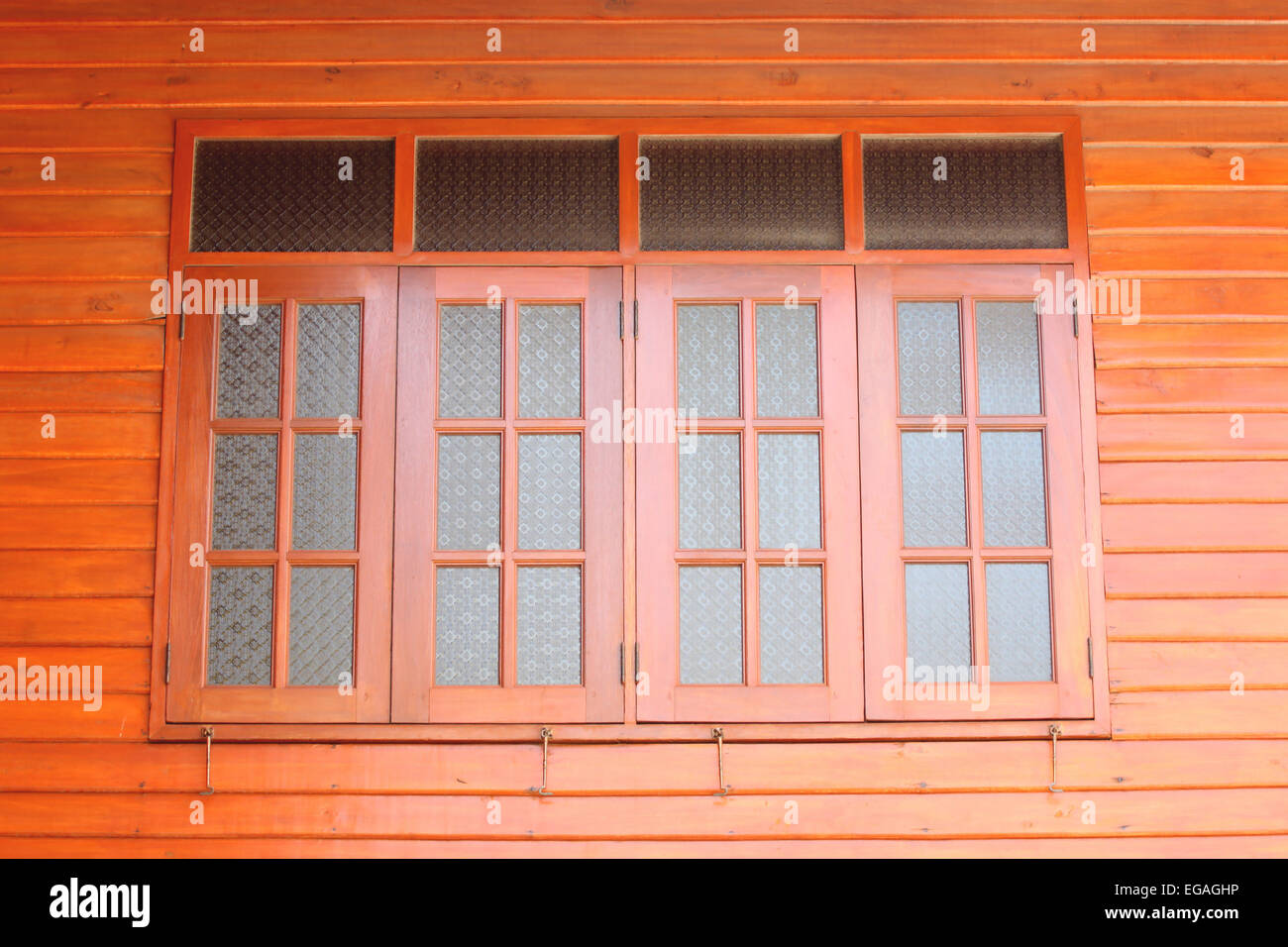 Windows brown hi-res stock photography and images - Alamy