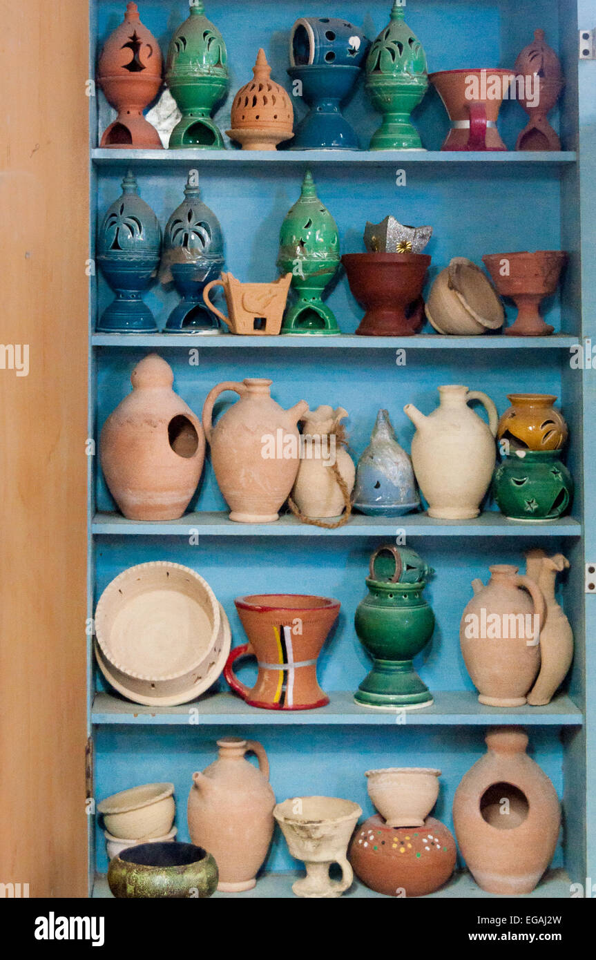 Clay pottery handicrafts display, Muscat, Oman Stock Photo - Alamy