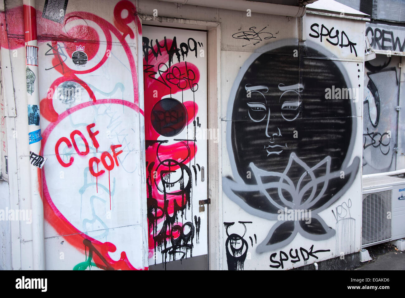 Graffiti art,street scene,Shibuya,Tokyo,Japan Stock Photo - Alamy