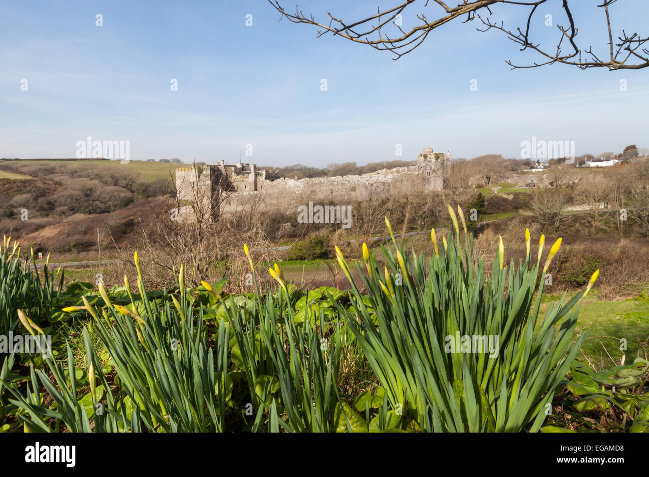 Manorbier village hi-res stock photography and images - Alamy
