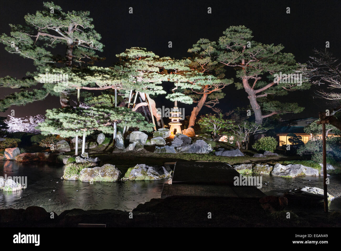 Spring kenrokuen gardens hi-res stock photography and images - Alamy