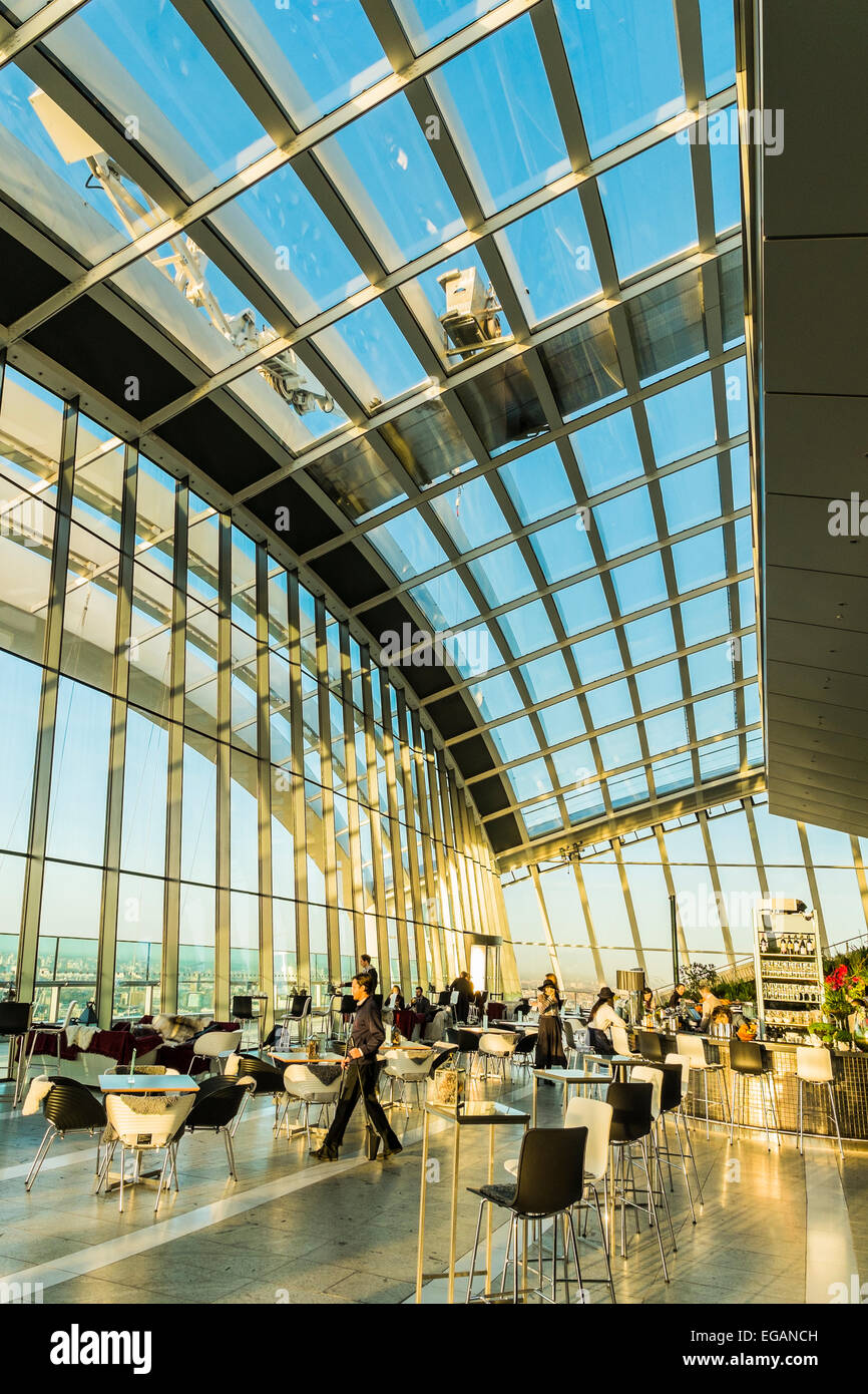 Sky pod bar at the sky garden london hi-res stock photography and ...