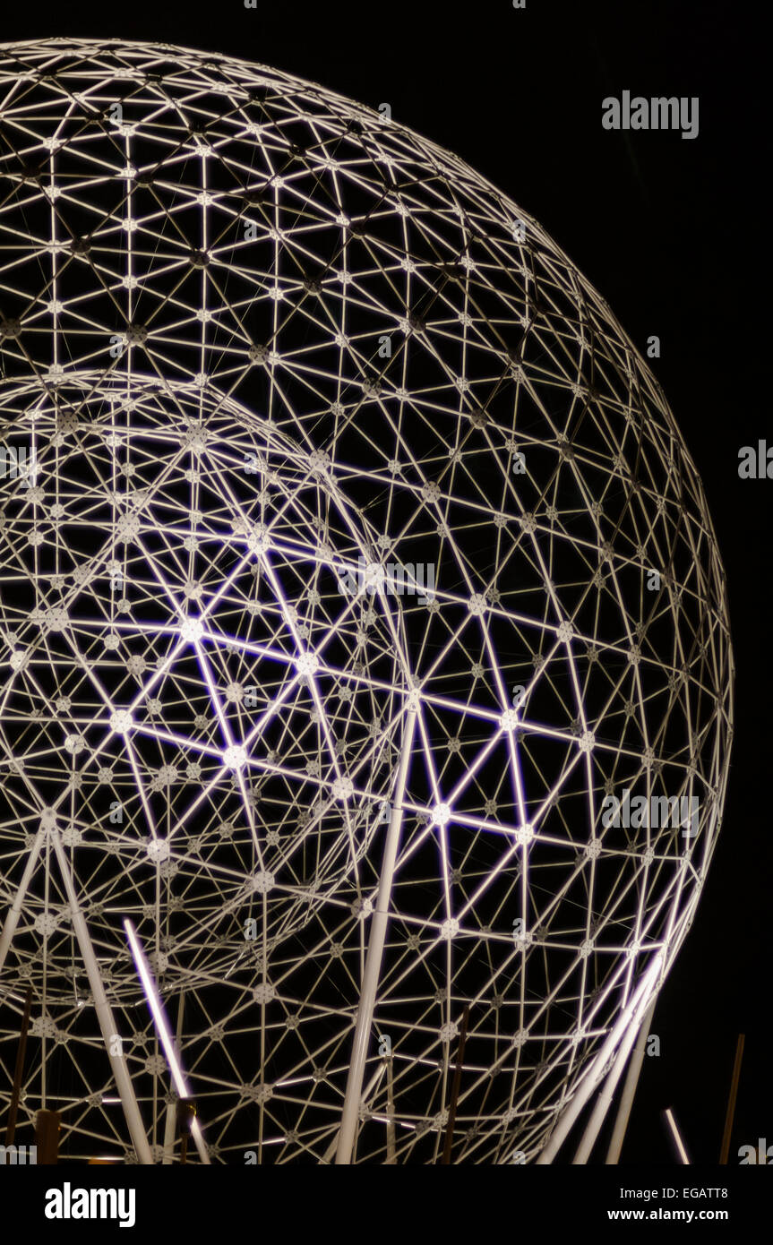 "Rise", Broadway Roundabout, Belfast Stock Photo - Alamy