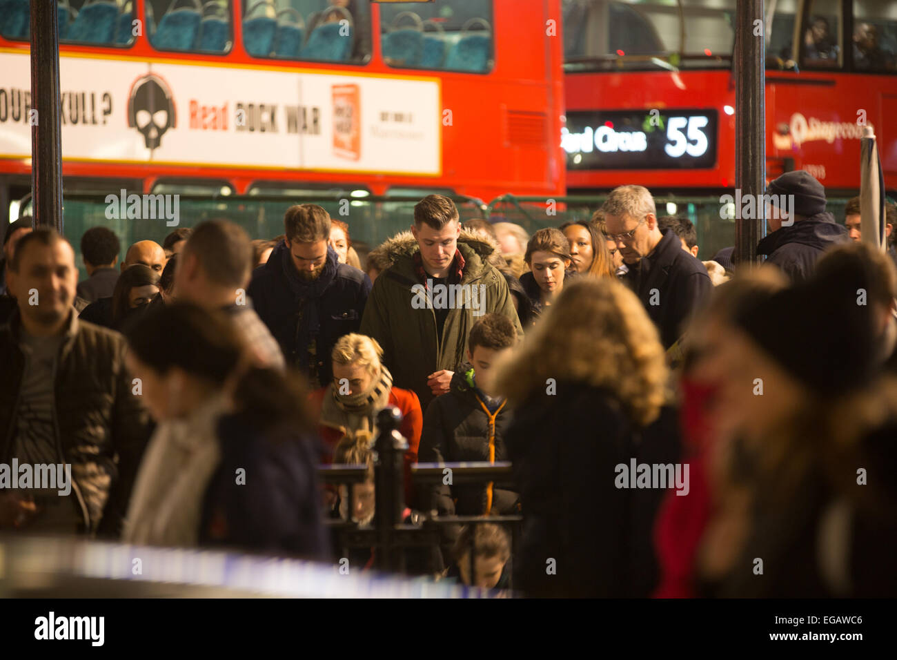 Crowded london underground hi-res stock photography and images - Alamy