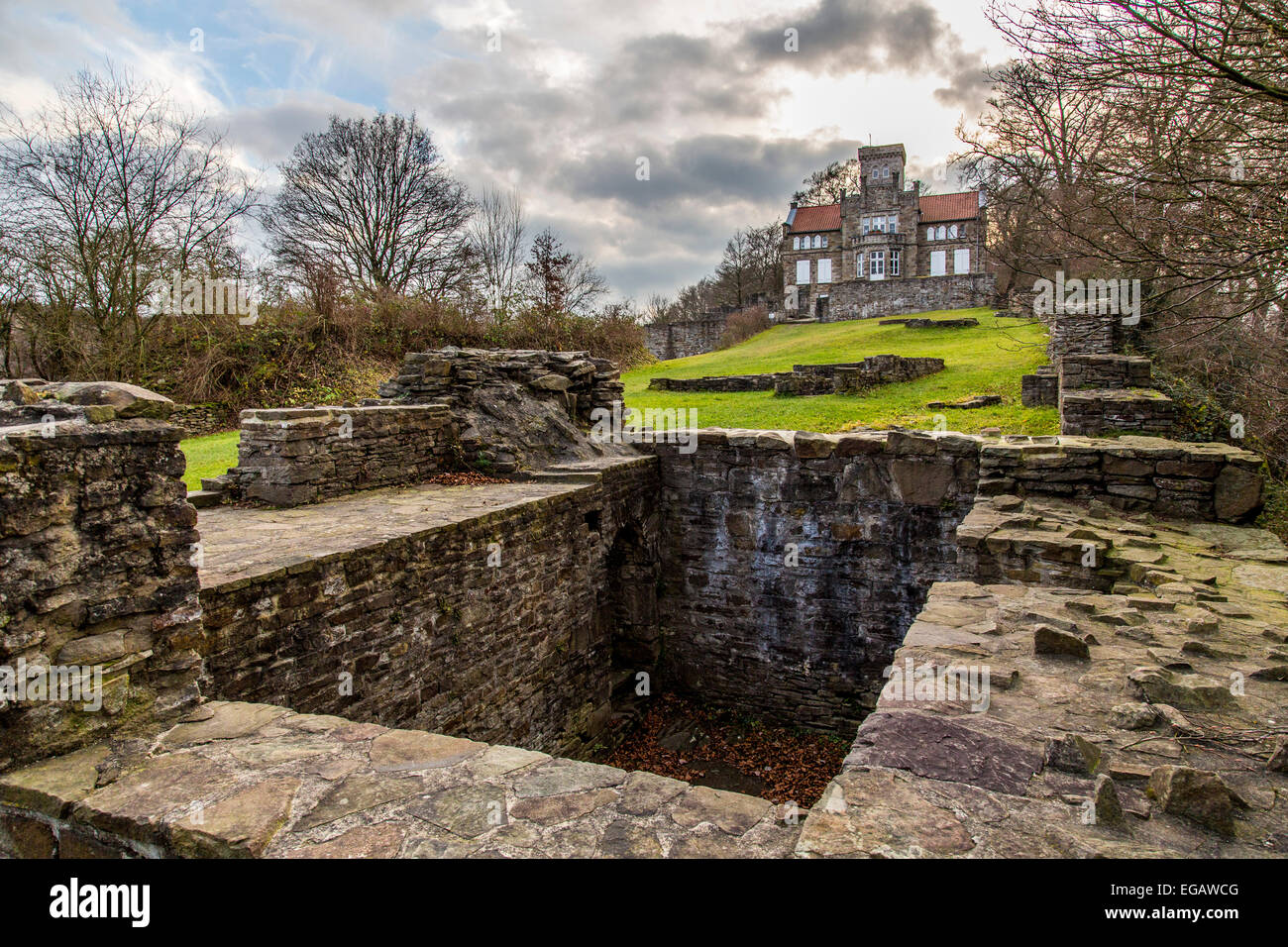 Ruin of Isenburg castle, above river Ruhr, Hattingen, Germany Stock ...