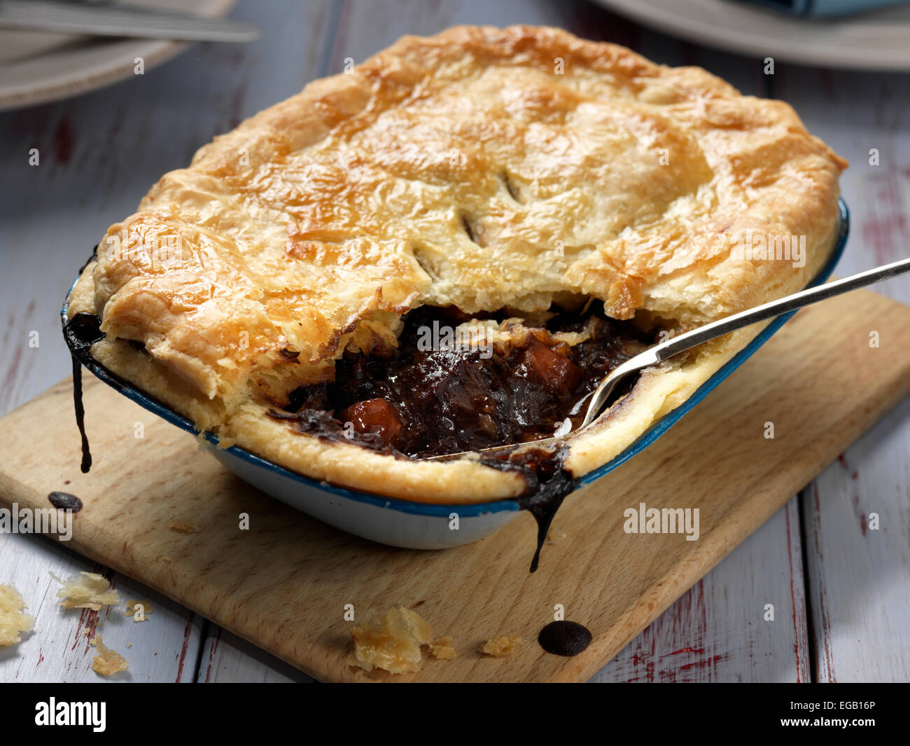 Golden pastry beef pie hi-res stock photography and images - Alamy
