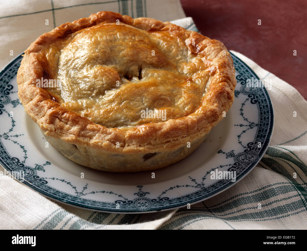 Ox cheek pie hi-res stock photography and images - Alamy