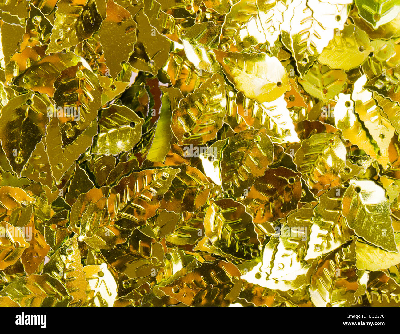 gold leaf background close up Stock Photo - Alamy