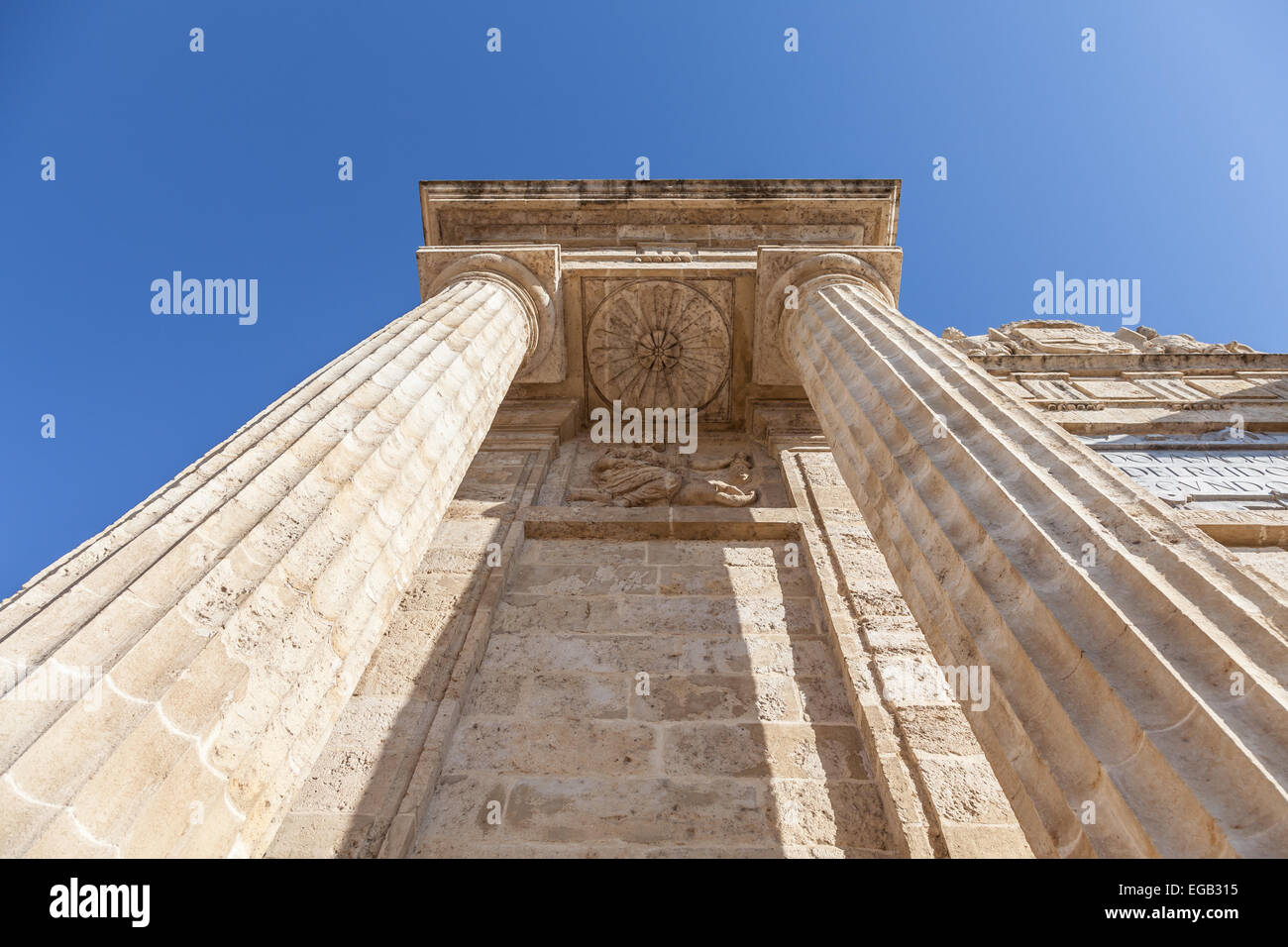Detail in prospective of Roman columns, Italy Stock Photo - Alamy