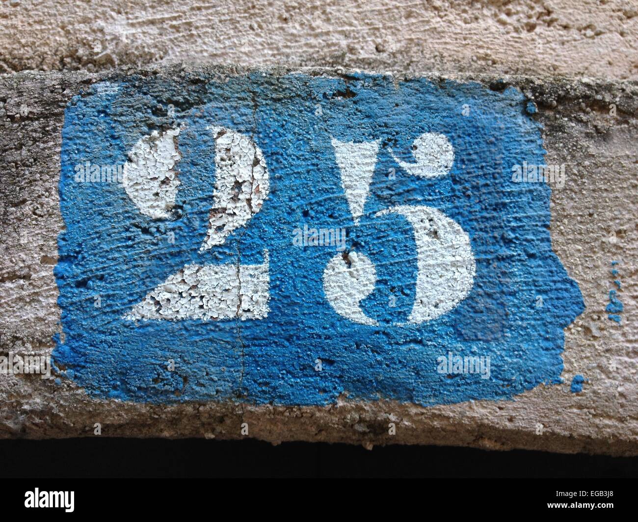 House number 25 sign hi-res stock photography and images - Alamy