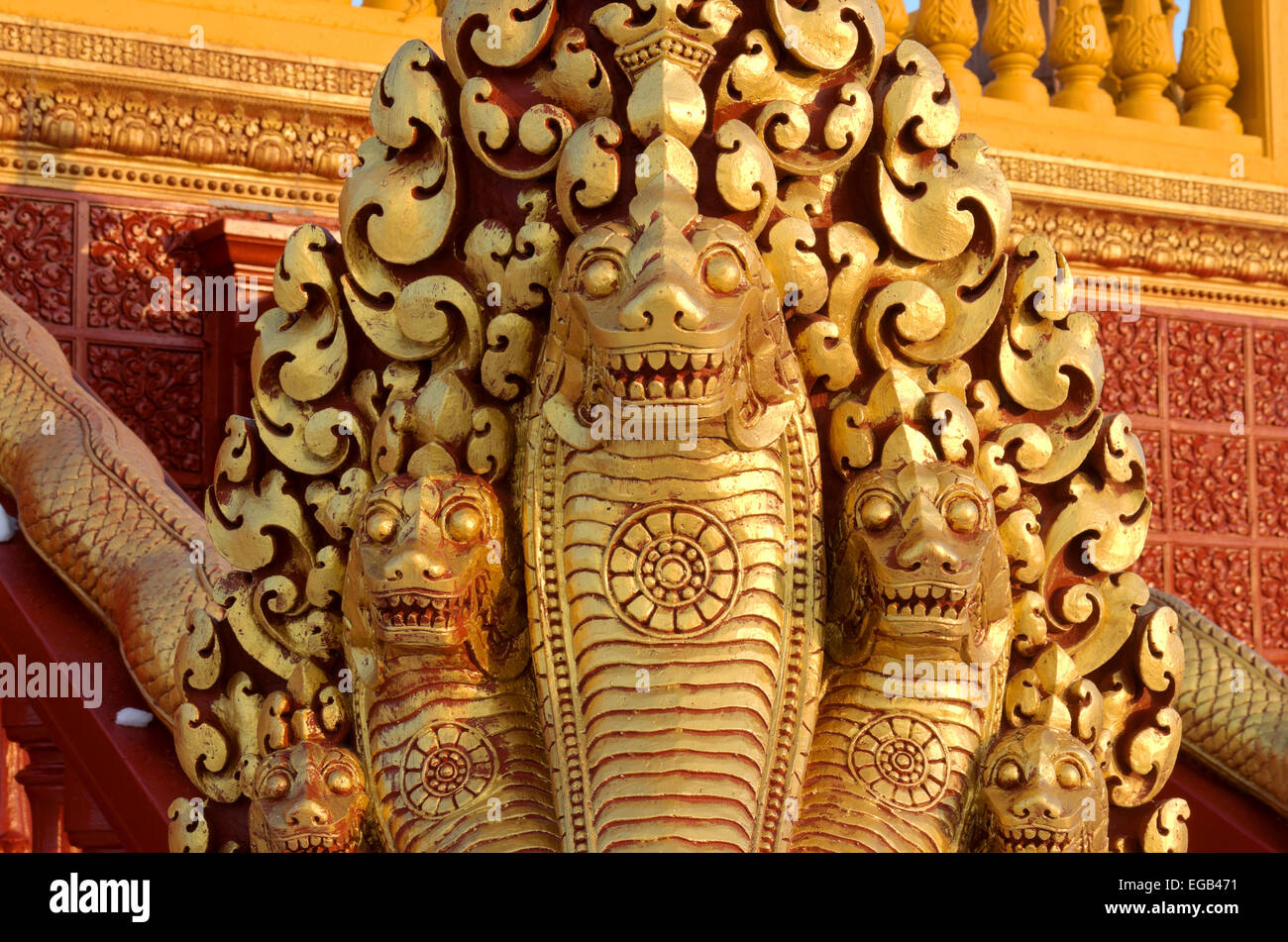 Multi headed snake hi-res stock photography and images - Alamy