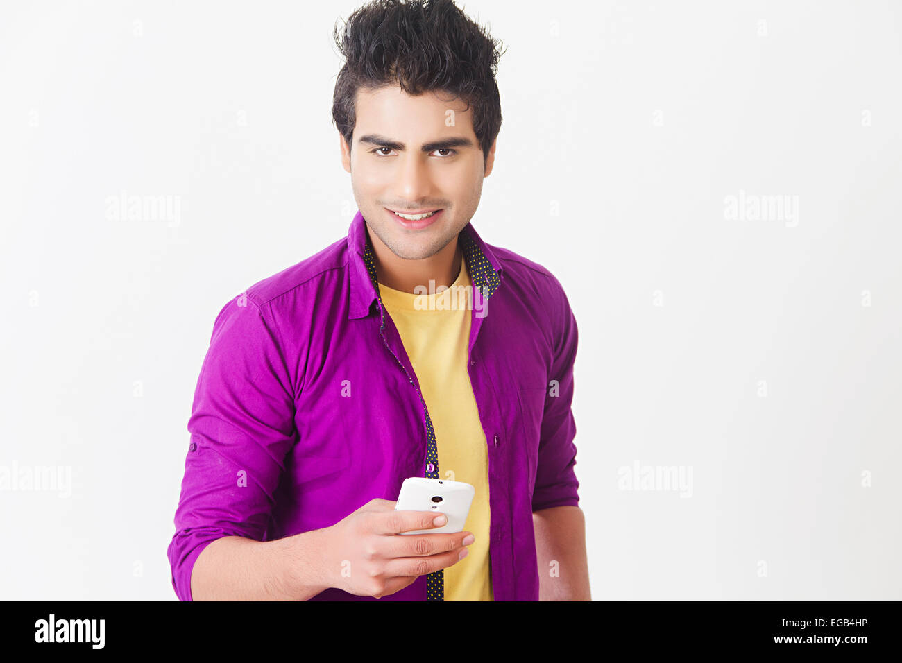 1 indian man chatting phone Stock Photo - Alamy