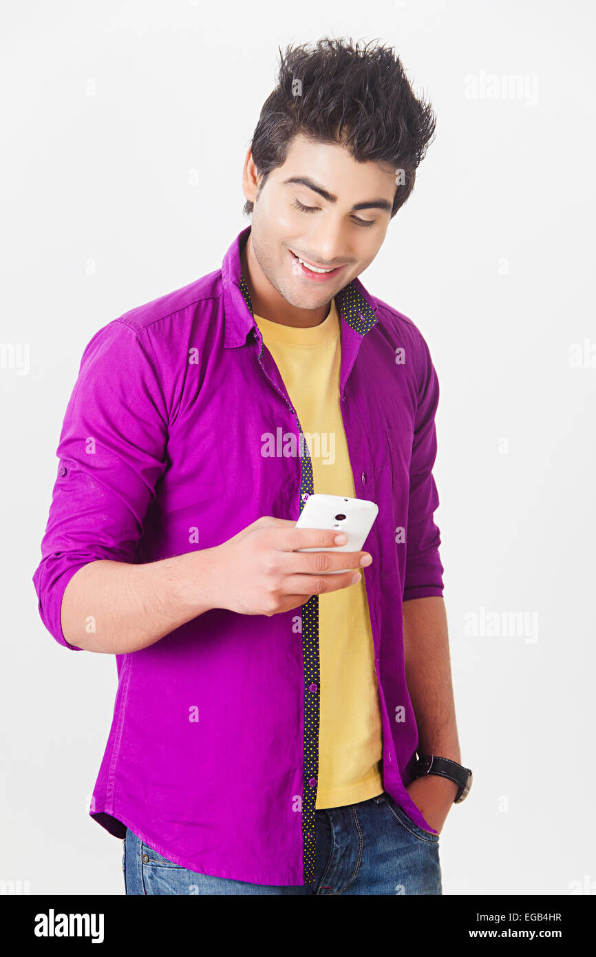 1 indian man chatting phone Stock Photo - Alamy