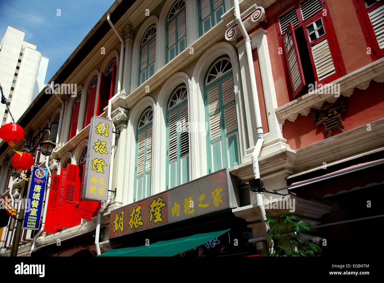 Singapore: Colourfully restored Chinese shop houses on Sago Street in ...