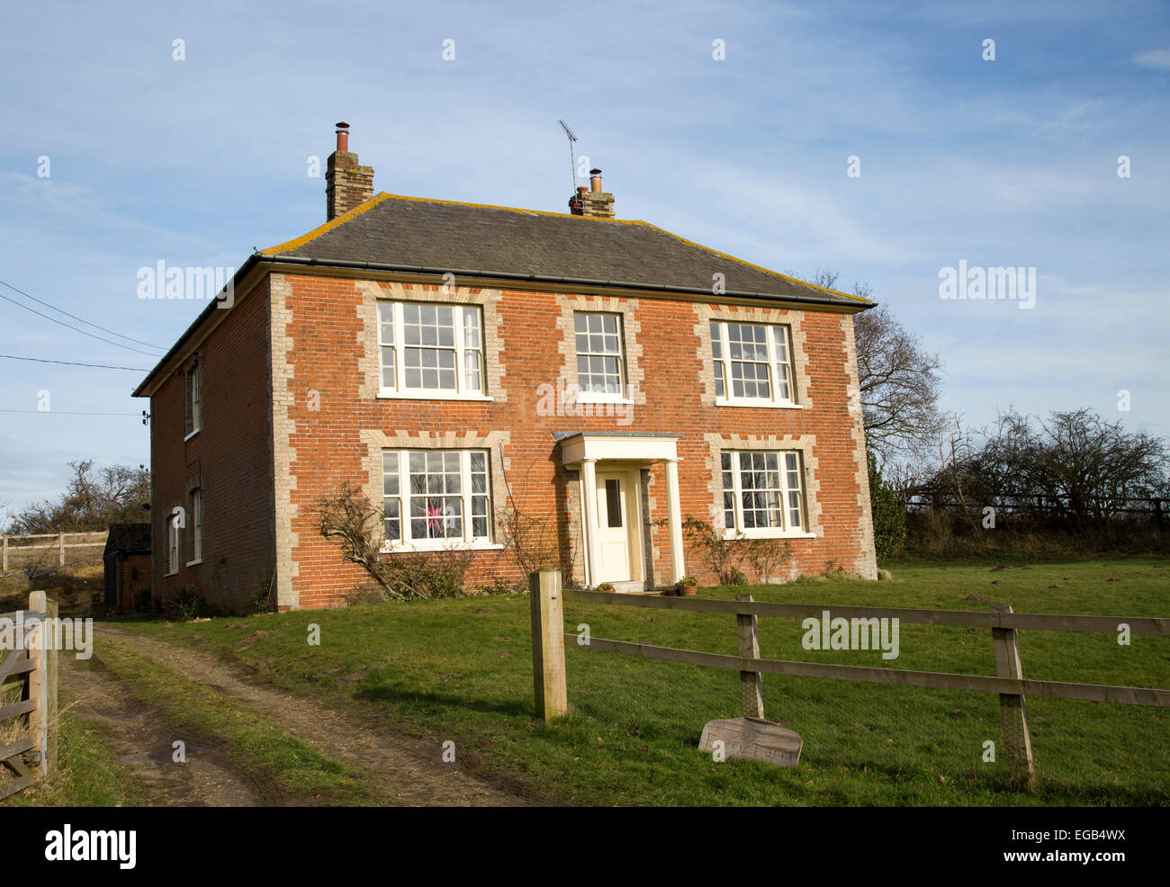 English country farmhouse hi-res stock photography and images - Alamy