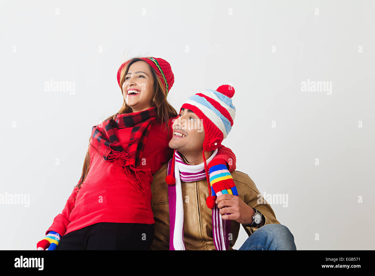Man protecting girlfriend hi-res stock photography and images - Alamy