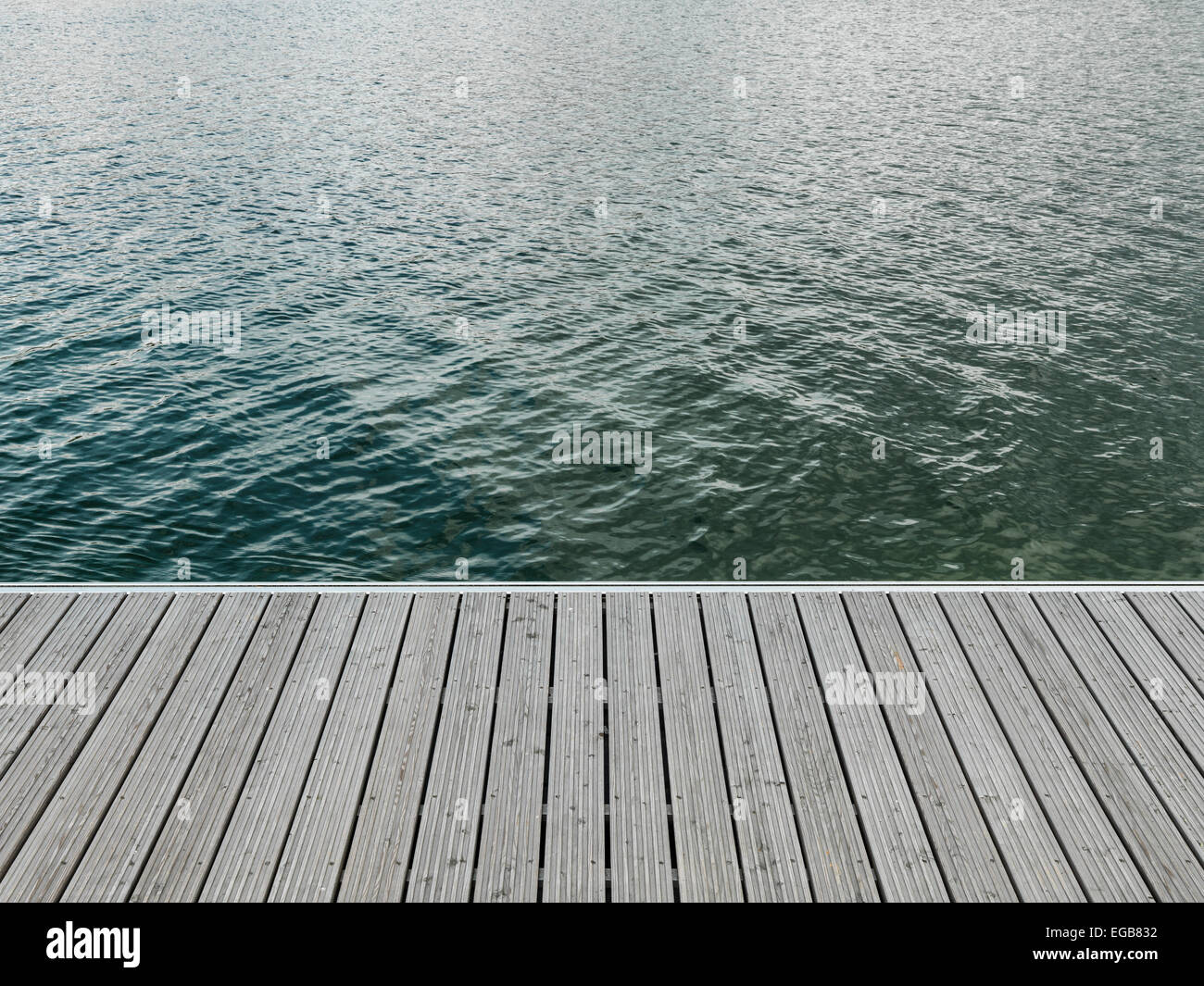 Jetty and water Stock Photo - Alamy
