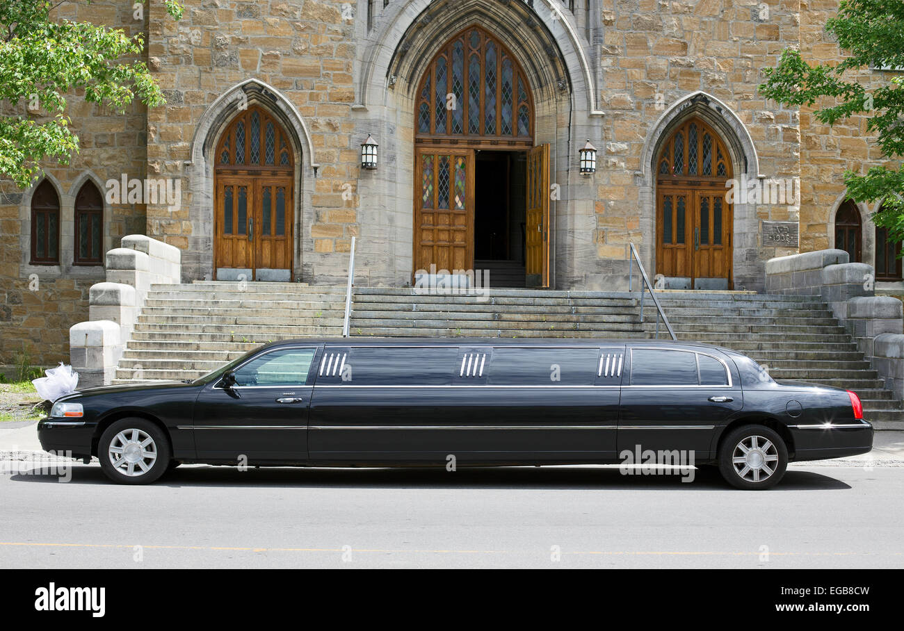 Limo driver hi-res stock photography and images - Alamy