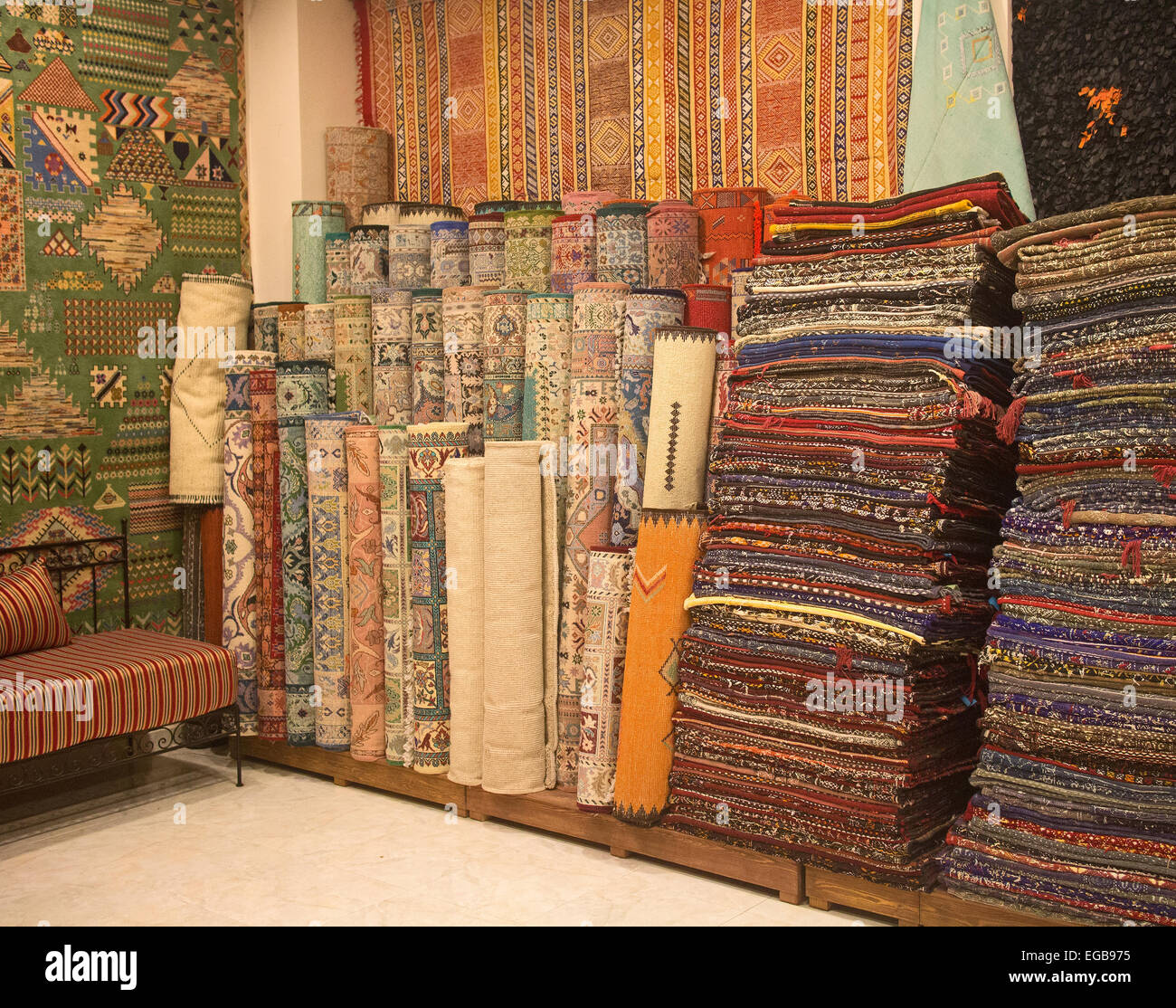 Moroccan rug pattern hi-res stock photography and images - Alamy