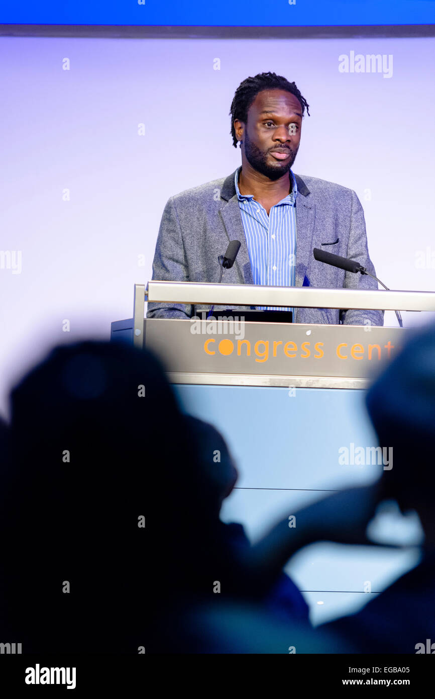 Former professional footballer hi-res stock photography and images - Alamy