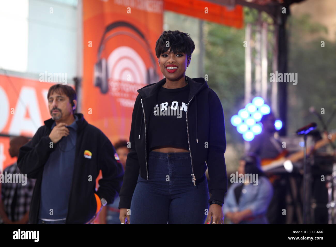 Jennifer Hudson performs live on NBC's 'The Today Show' at Rockefeller ...