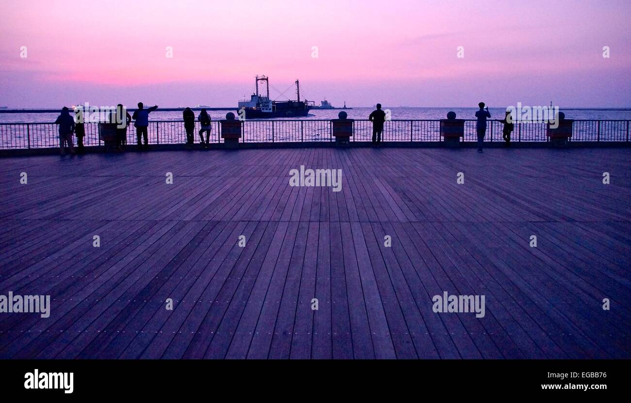 Crowd hanging around in tourist attraction at dusk in Taiwan Stock ...