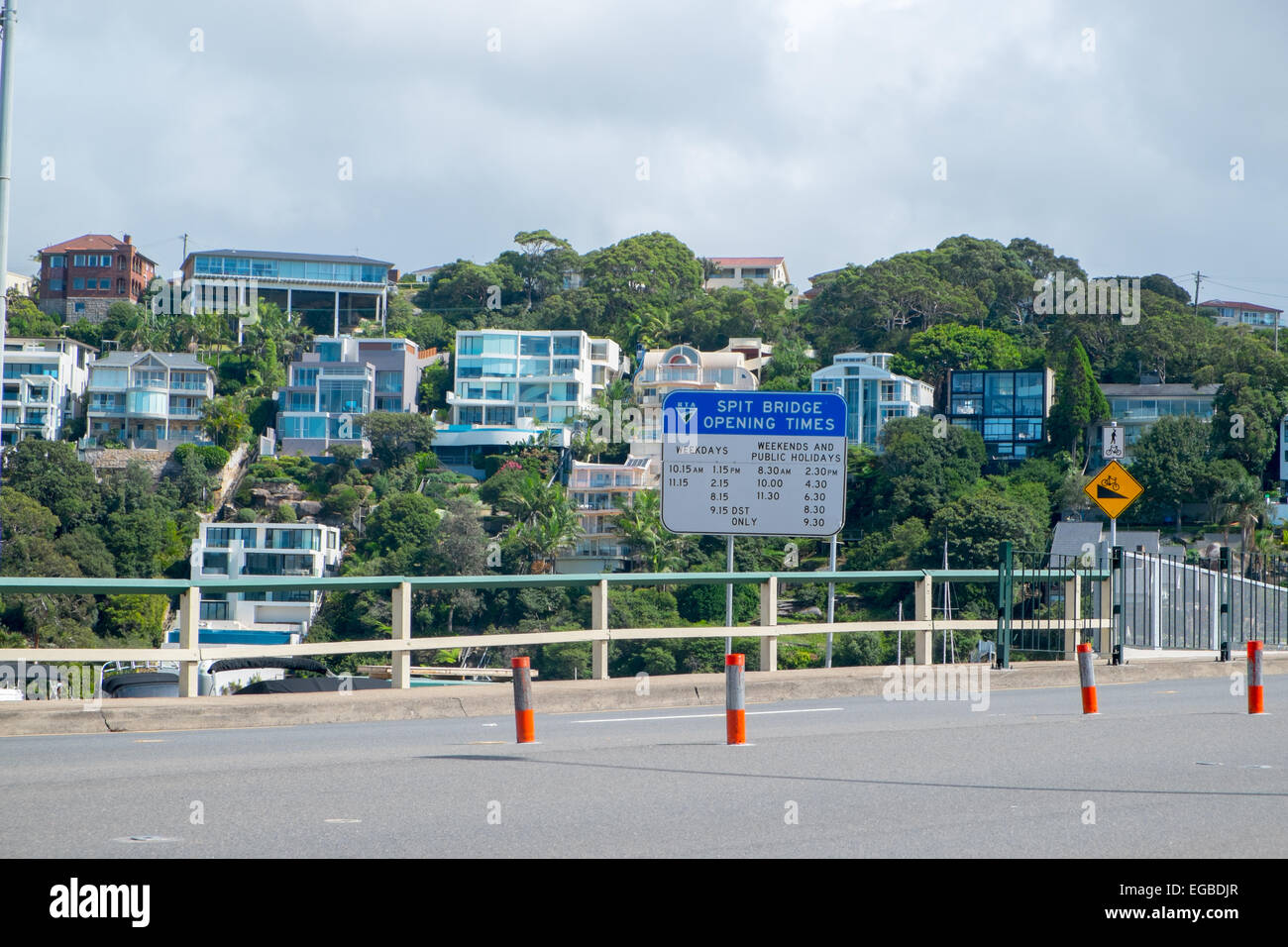 spit bridge on sydney's north shore between mosman and seaforth,new ...
