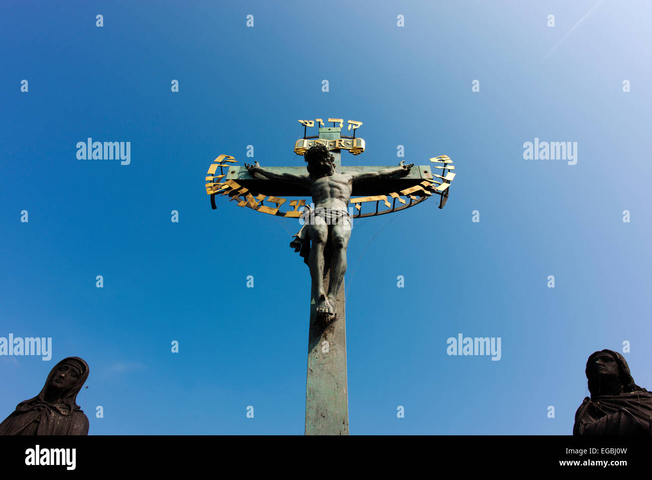 Statue jesus christ charles bridge hi-res stock photography and images ...