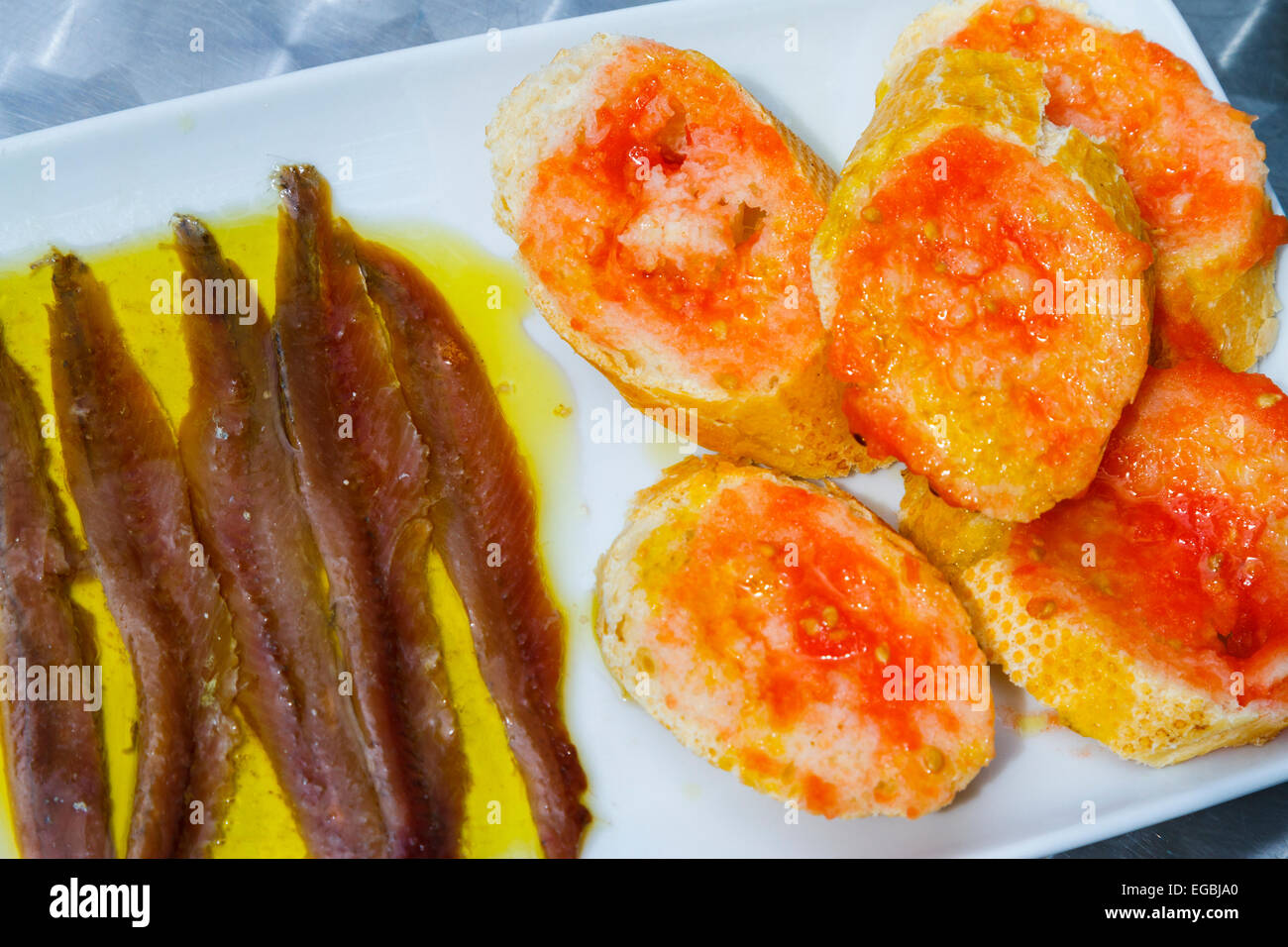 Tomate hi-res stock photography and images - Alamy