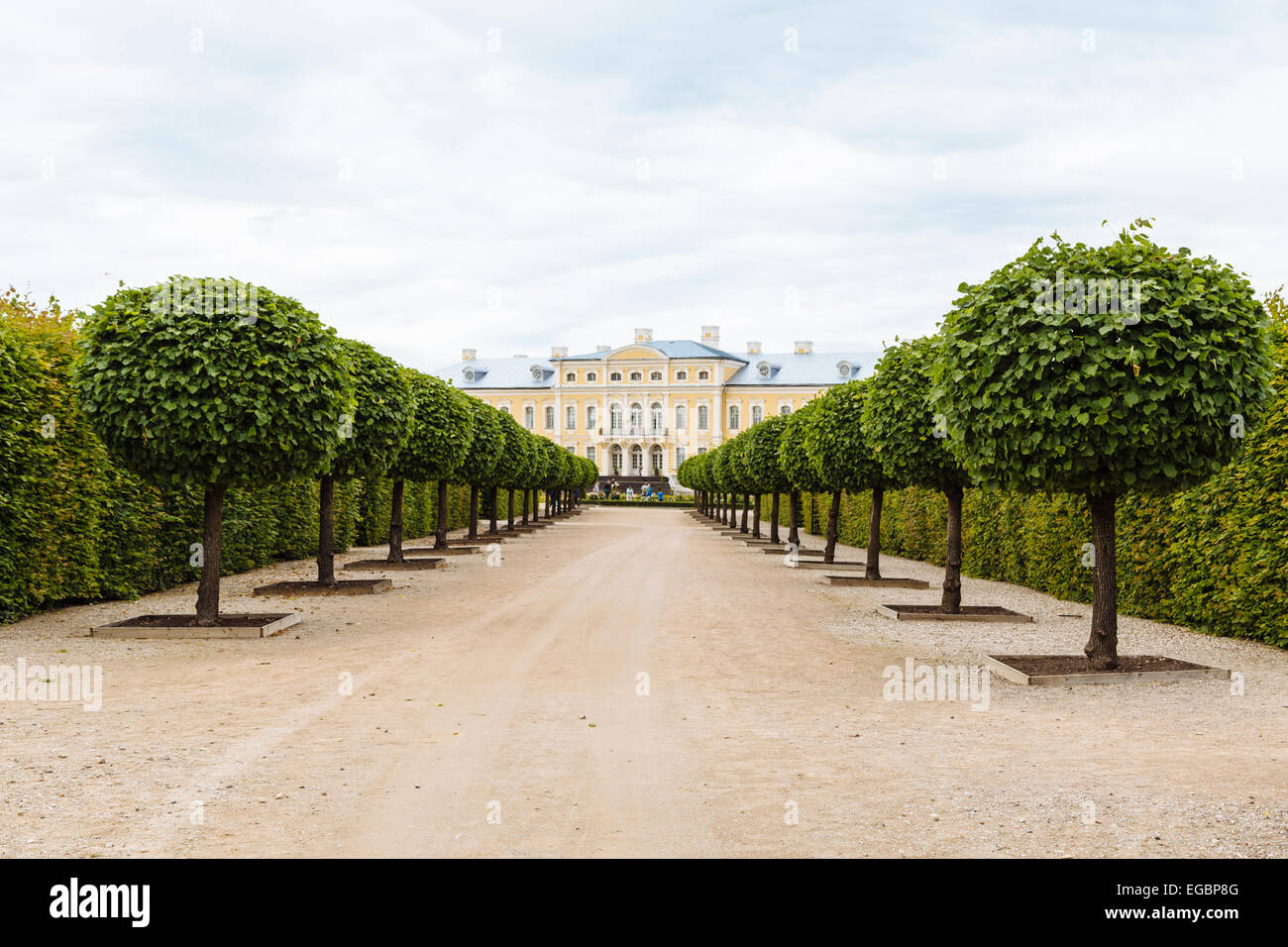 Formal gardens, Rundale Palace Museum and Park, Latvia Stock Photo - Alamy