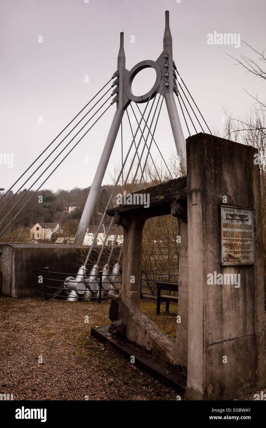 Jackfield Bridge across the River Severn, near Ironbridge, Telford ...