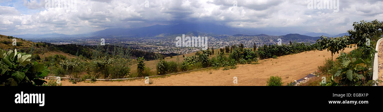A panoramic view of Oaxaca City from the hills of Santa Maria Atzompa ...