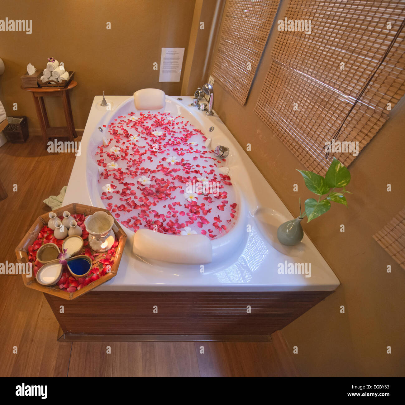 Pampering spa bathtub, Koh Samui, Thailand Stock Photo - Alamy